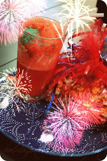 Fireworks Floats For The 4th Of July - 24/7 Moms