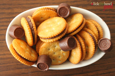 The 3 Minute Rolo Stuffed Ritz Cracker Sweet - 24/7 Moms