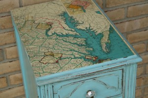 7 Decorating Ideas With Maps - 24/7 Moms