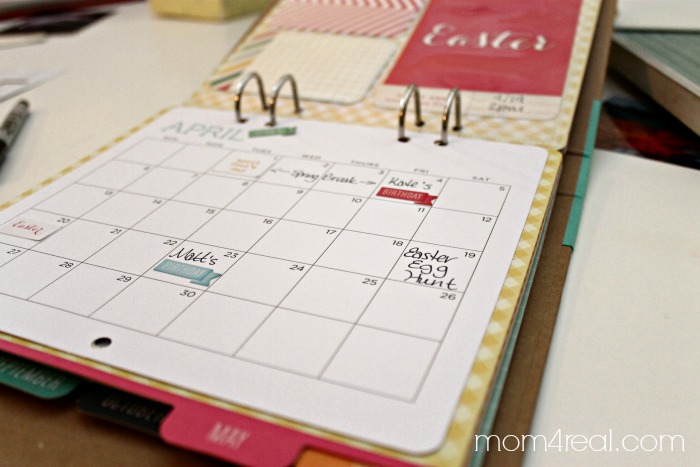 Paper vs. Online the DIY Calendar Binder - 24/7 Moms
