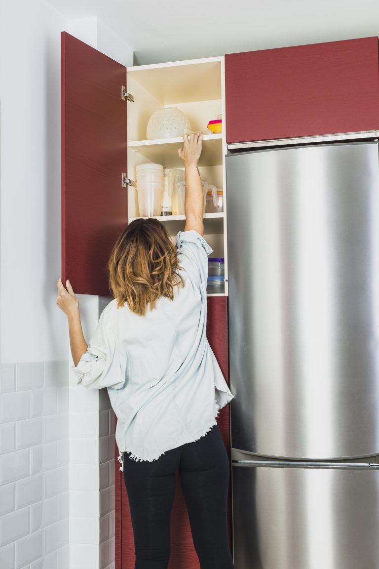 Keep a Tiny Kitchen Tidy with These 5 Tips - 24/7 Moms