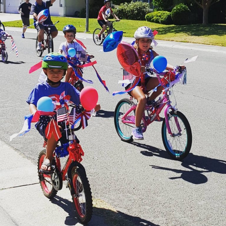 Fun 4th of July Activities for the Whole Family - 24/7 Moms