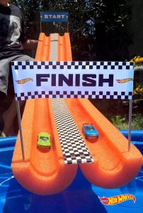 Day 3 - Hot Wheels Pool Noodle Track {100 Days of Summer Fun} - 24/7 Moms